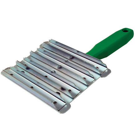 AH Cattle Curry Comb Seven Row | agridirect.ie